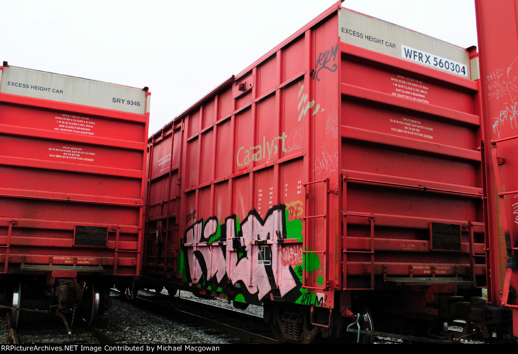 WFRX 560304 50-6 ft (6275 cu ft) Single Door Excess Height Boxcar (side B)